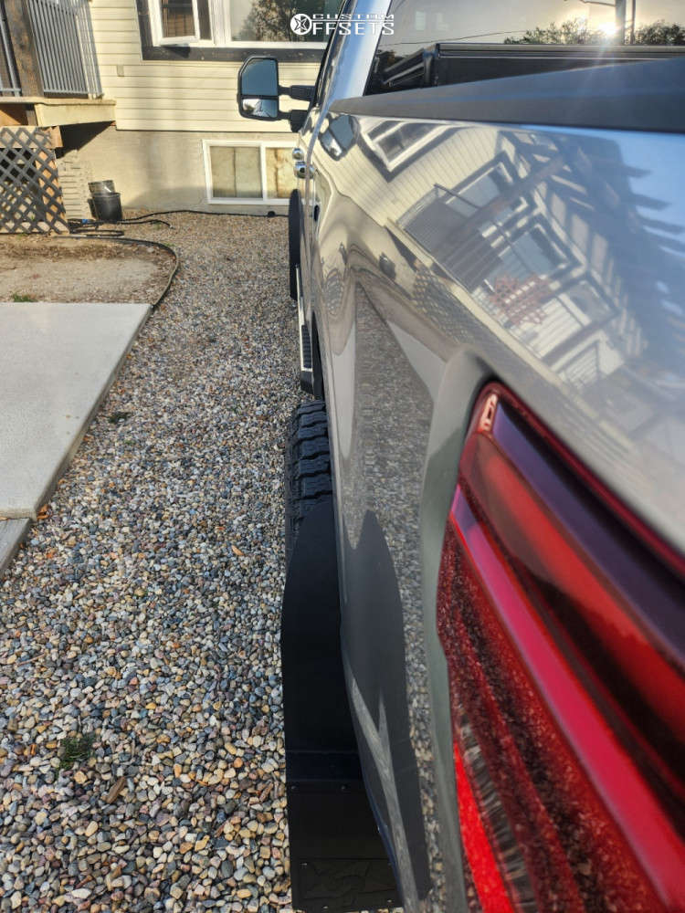 2024 Ford F-150 with 20x10 -18 Fuel Warrior and 285/60R20 Falken ...