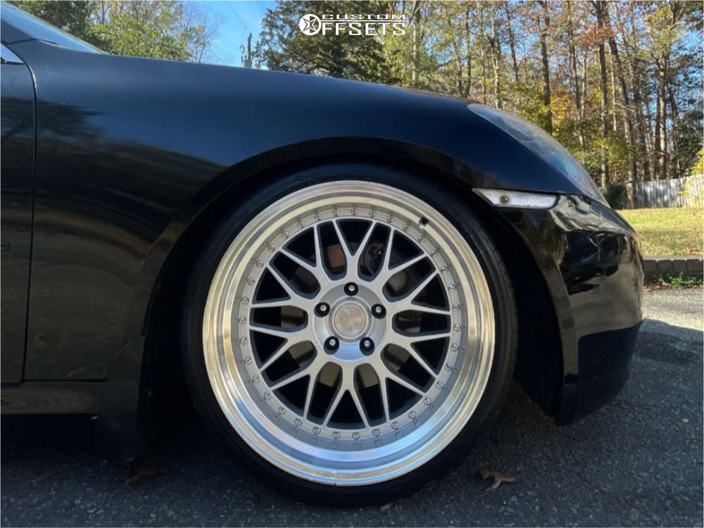 2004 INFINITI G35 with 19x9.5 12 Aodhan Ah02 and 235/35R19 Ironman ...