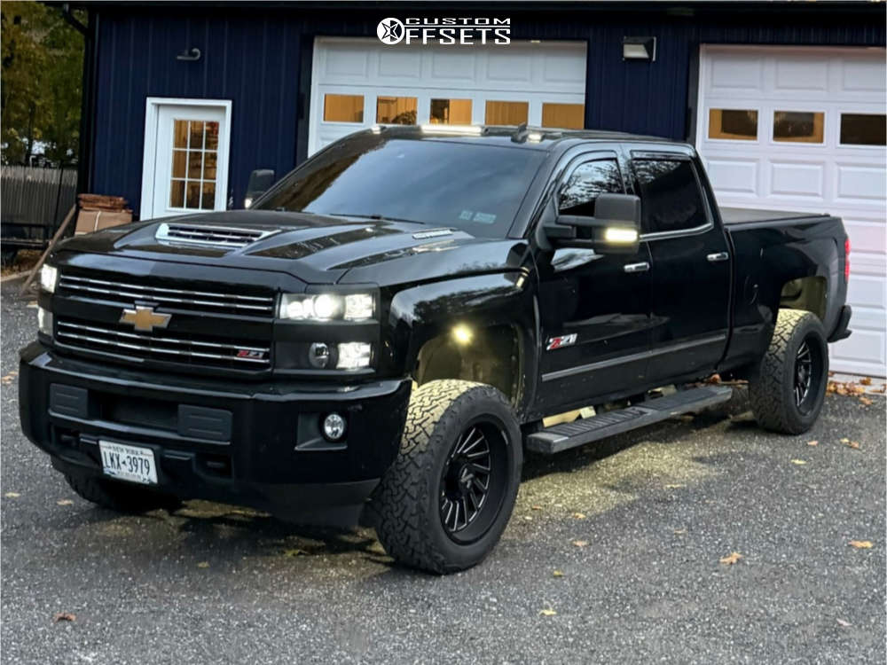 2019 Chevrolet Silverado 2500 HD with 20x10 -25 ARKON OFF-ROAD Caesar ...