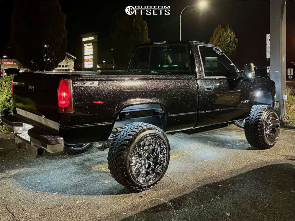 1994 Chevrolet K1500 with 22x14 -76 Vision Spyder and 33/12.5R22 Venom ...