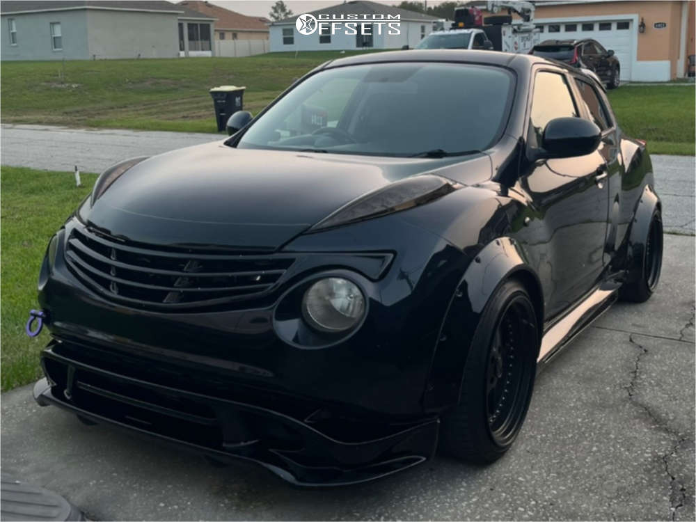 2012 Nissan Juke with 18x10.5 22 Varrstoen Es8 and 245/40R18 Sumitomo ...