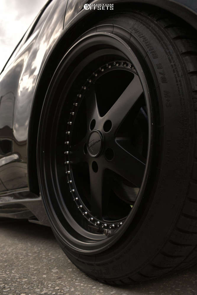 2012 Nissan Juke with 18x10.5 22 Varrstoen Es8 and 245/40R18 Sumitomo ...