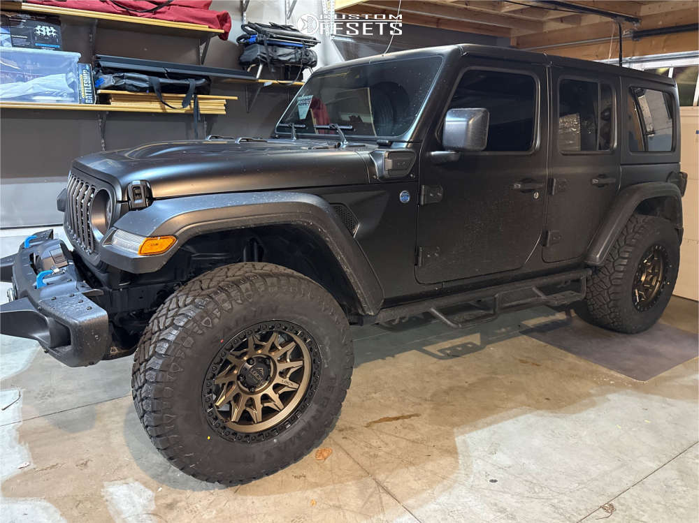 2024 Jeep Wrangler with 18x9 1 Lock Offroad Wheels Lunatic and 35/12 ...