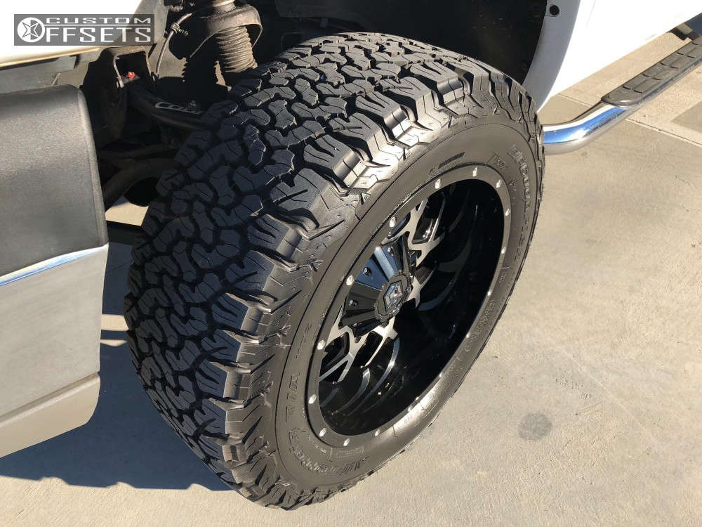 2005 Chevrolet Silverado 2500 HD with 20x10 -19 Dropstars 645MB and 305 ...