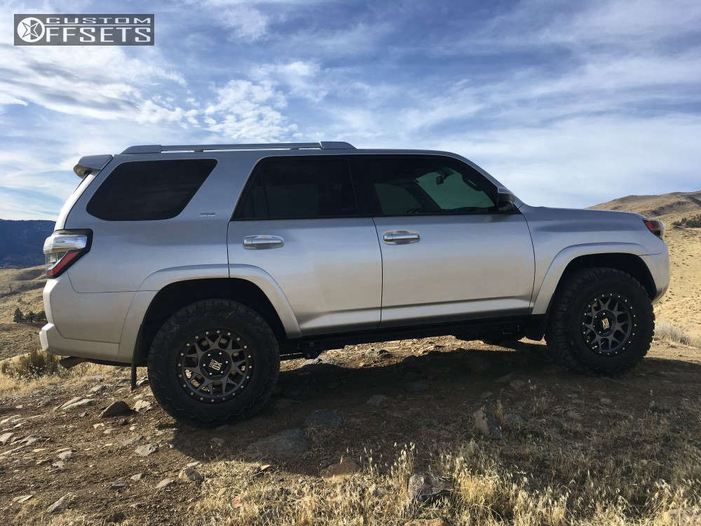 2015 Toyota 4Runner with 17x8.5 XD Xd127 and 275/70R17 BFGoodrich All ...