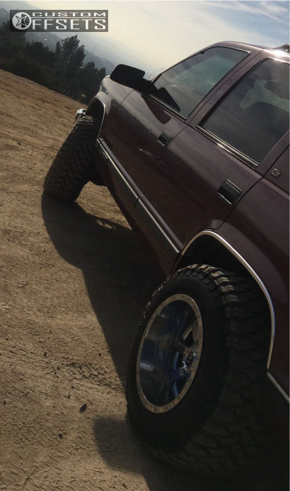 1997 Chevrolet Tahoe with 18x12 -44 Fuel Maverick and 33/12.5R18 RBP ...