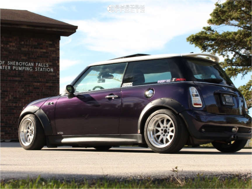 2004 Mini Cooper with 15x8 0 Vors Tr3 and 195/45R15 Toyo Tires Extensa ...
