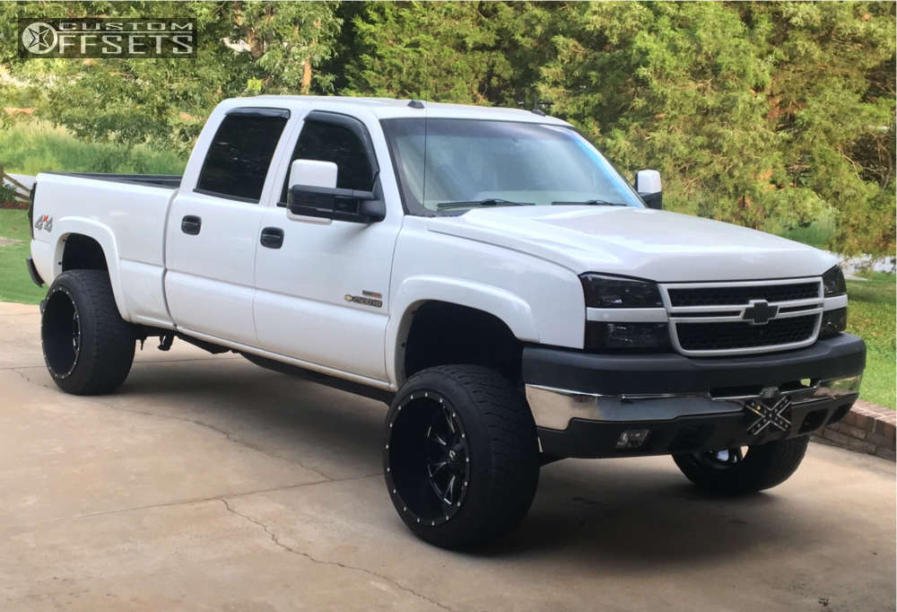 2005 Chevrolet Silverado 2500 HD with 22x14 -76 Fuel Throttle and 305 ...