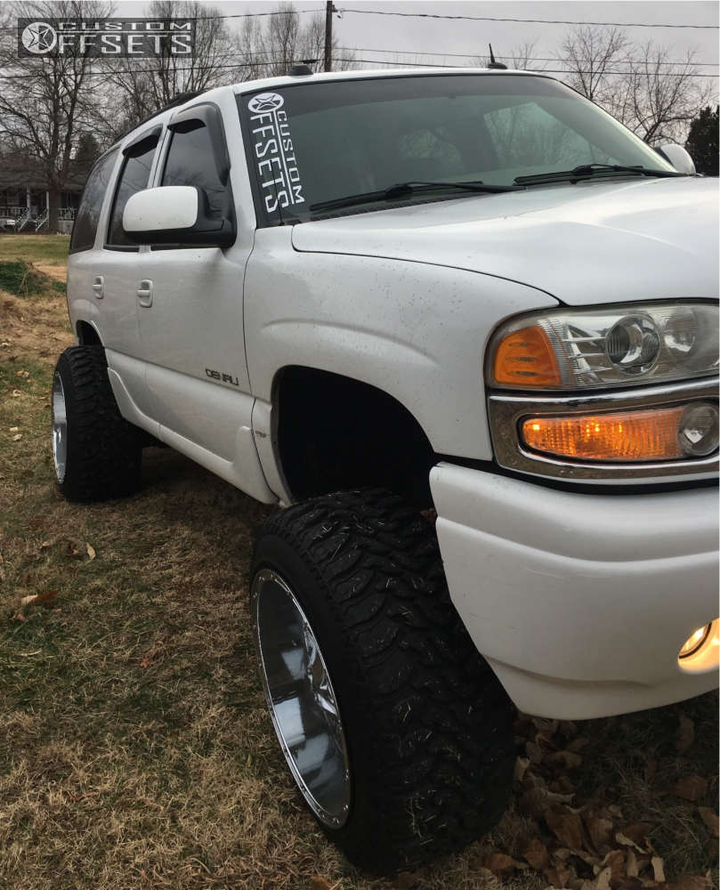 2004 GMC Yukon with 22x14 -76 Fuel Hostage D530 and 35/12.5R22 Radar ...