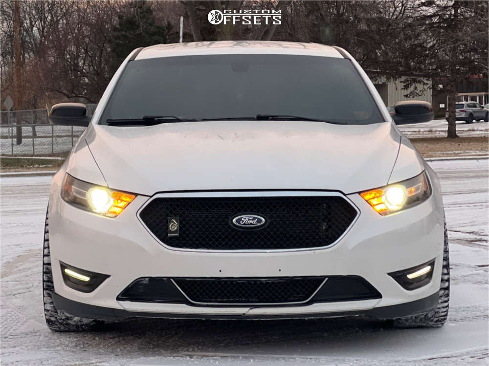 2013 Ford Taurus with 20x9 25 Verde Axis and 275/40R20 Nokian ...