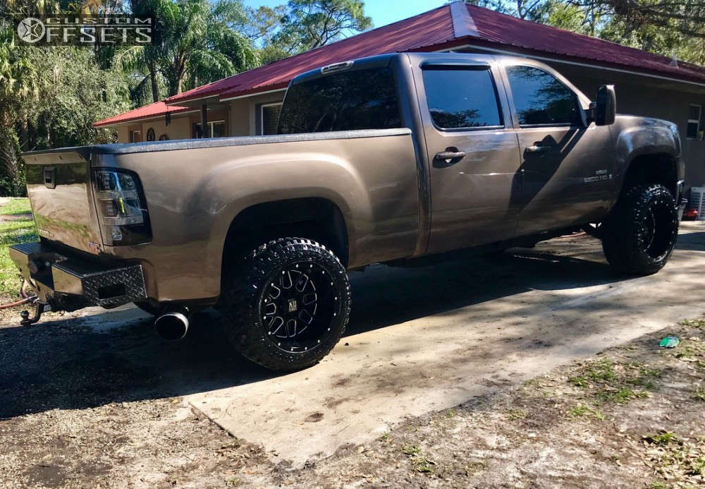 2008 GMC Sierra 2500 HD with 20x12 -44 XD Xd820 and 33/12.5R20 ...