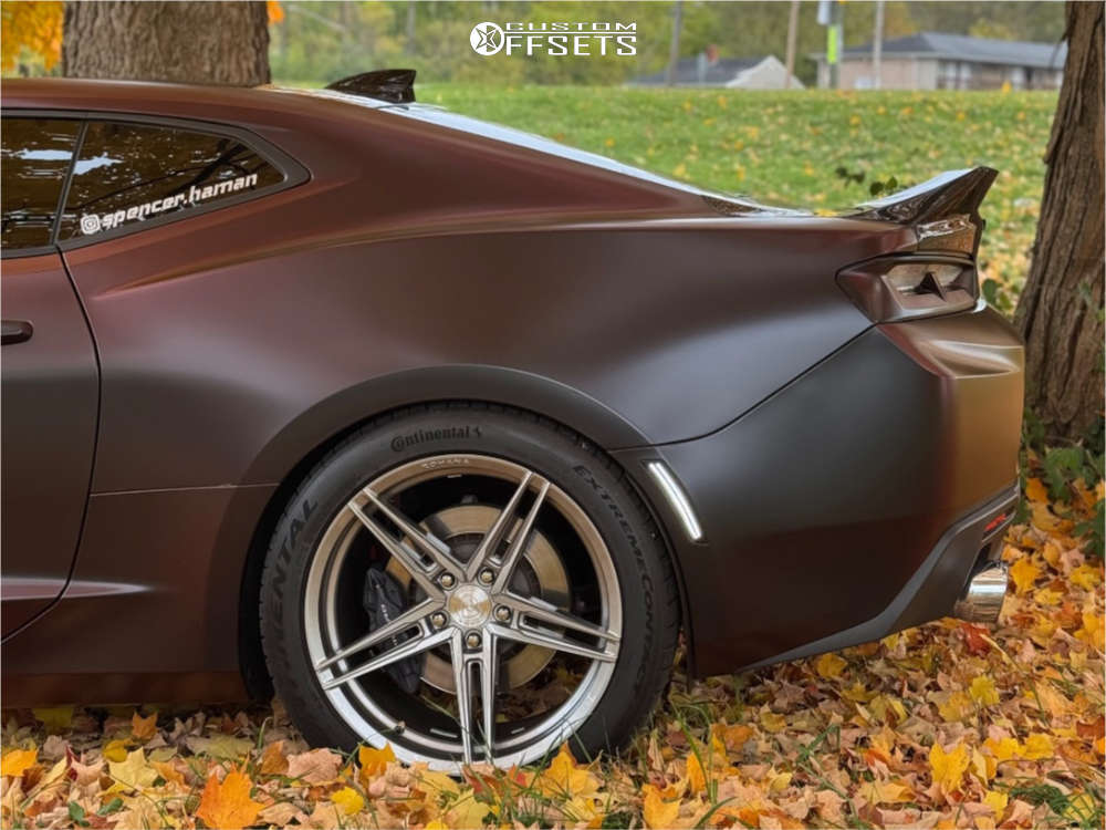 2017 Chevrolet Camaro with 20x10 25 Rohana Rfx15 and 275/35R20 ...