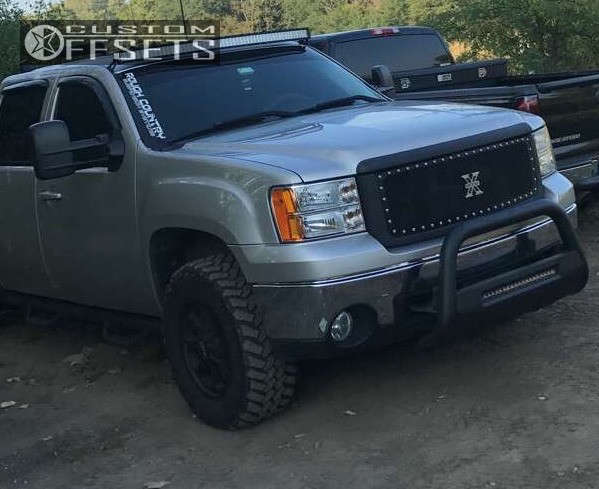 2008 GMC Sierra 1500 HD with 18x9 18 Moto Metal Mo984 and 285/65R18 ...