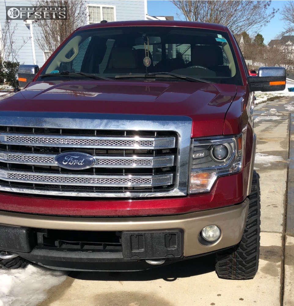 2013 Ford F-150 with 20x9 18 Ultra Hunter and 33/12.5R20 Atturo Trail ...
