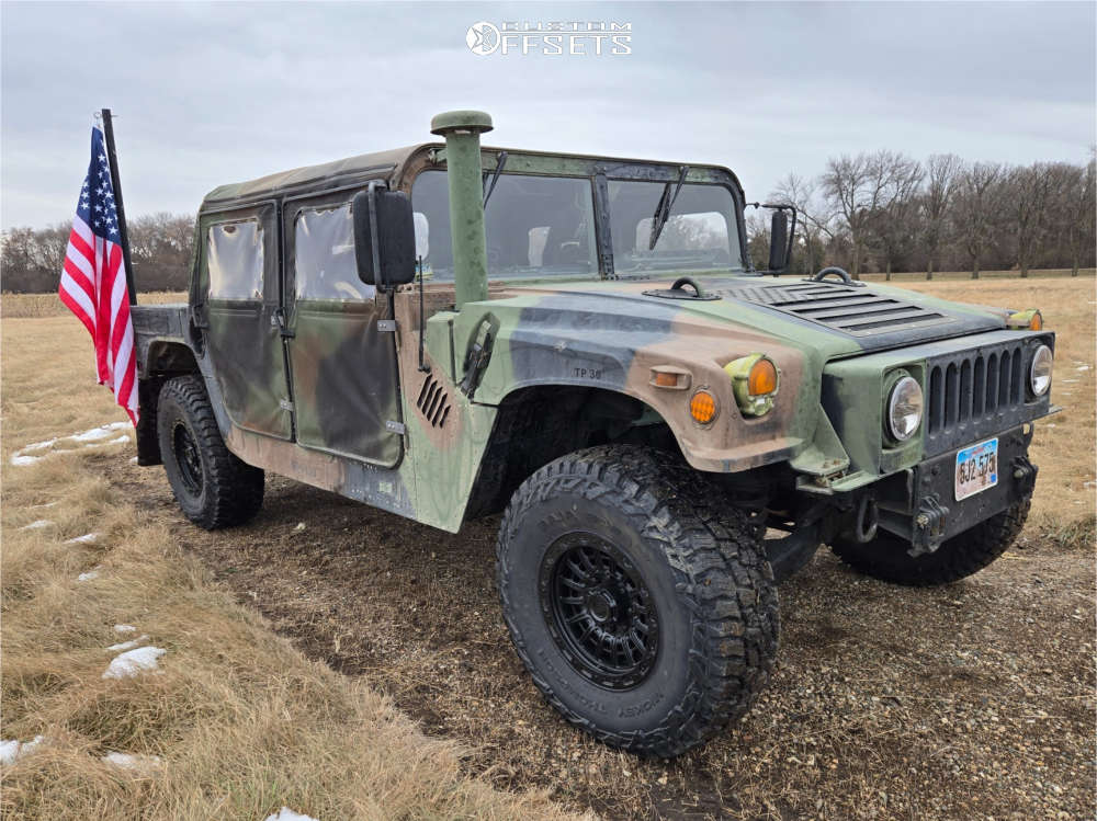 2006 AM General M1152 HMMWV with 17x9 18 VenomRex Vr801bl and 37/12 ...