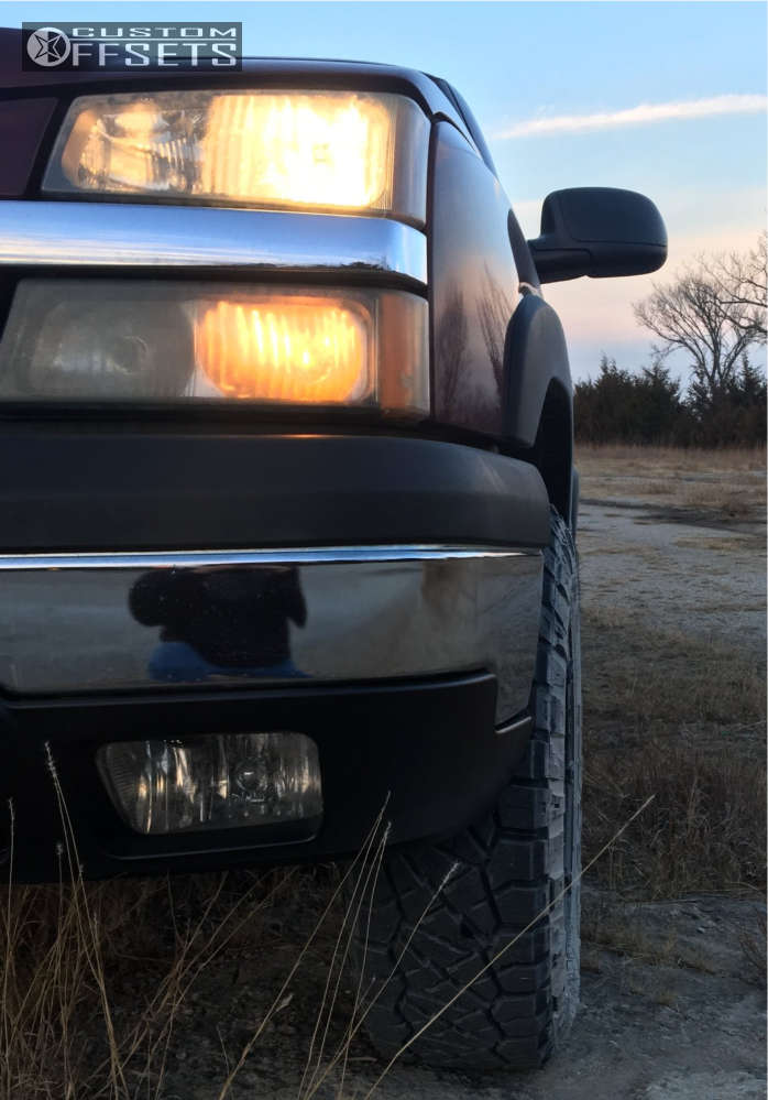 2003 Chevrolet Silverado 1500 with 18x9 -12 Fuel Coupler and 275/70R18 ...