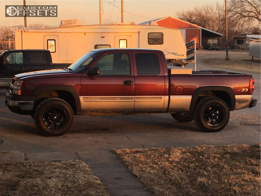 2003 Chevrolet Silverado 1500 with 18x9 -12 Fuel Coupler and 275/70R18 ...