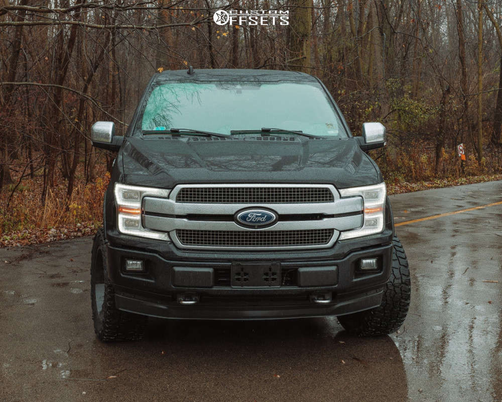 2018 Ford F-150 with 20x10 -25 ARKON OFF-ROAD Apollo and 33/12.5R20 ...
