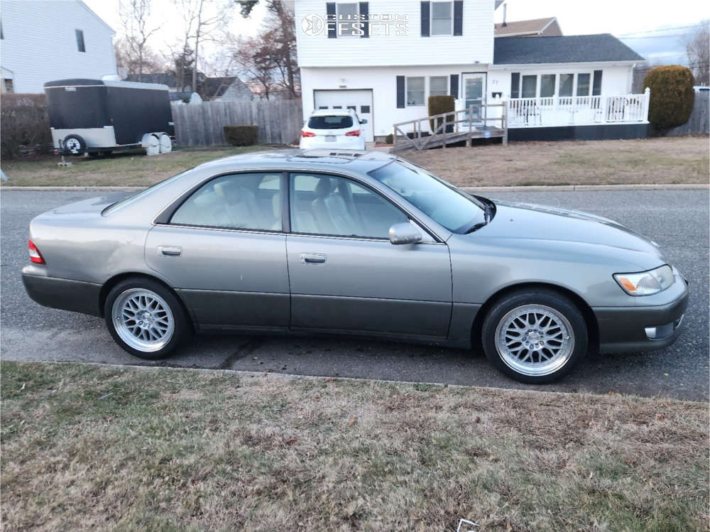 2000 Lexus ES300 with 17x8 35 Aodhan Ah02 and 225/45R17 Toyo Tires ...
