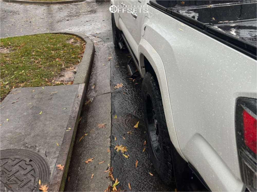 2023 Toyota Tacoma with 18x9 12 XF Offroad Xf-230 and 265/65R18 Toyo ...