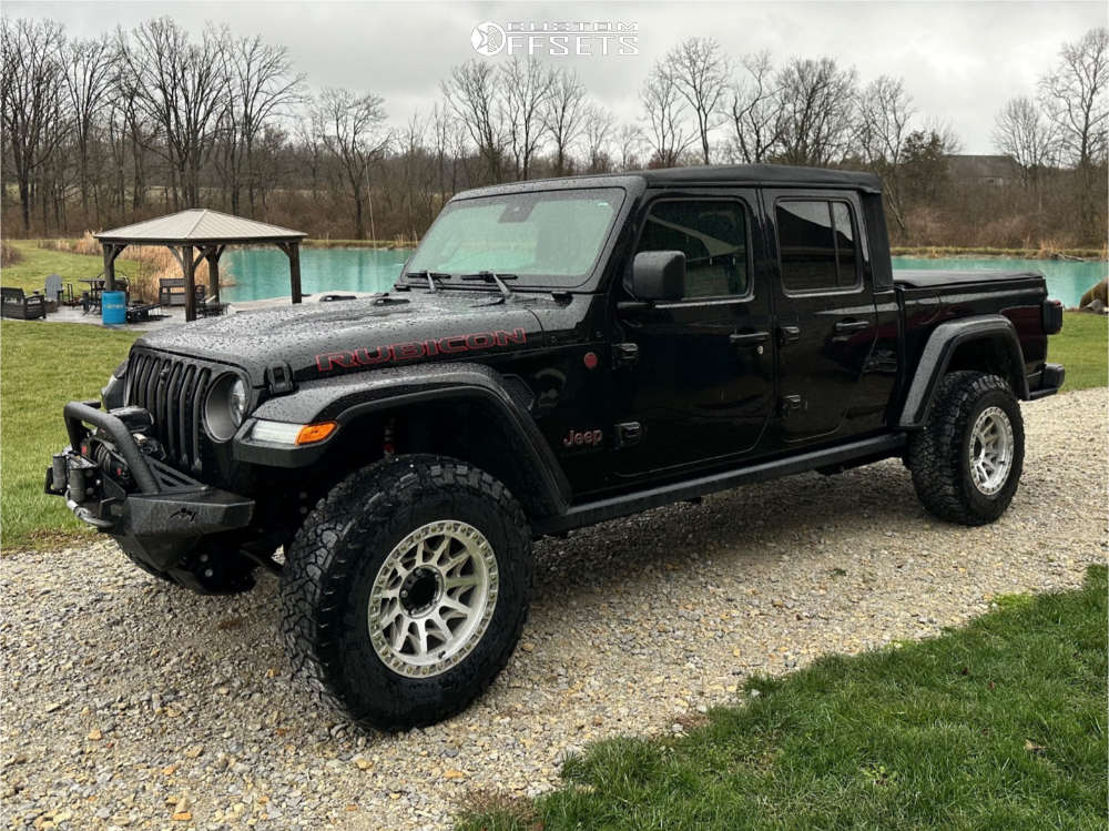 2020 Jeep Gladiator with 17x9 -12 Lock Offroad Wheels Lunatic and 285 ...