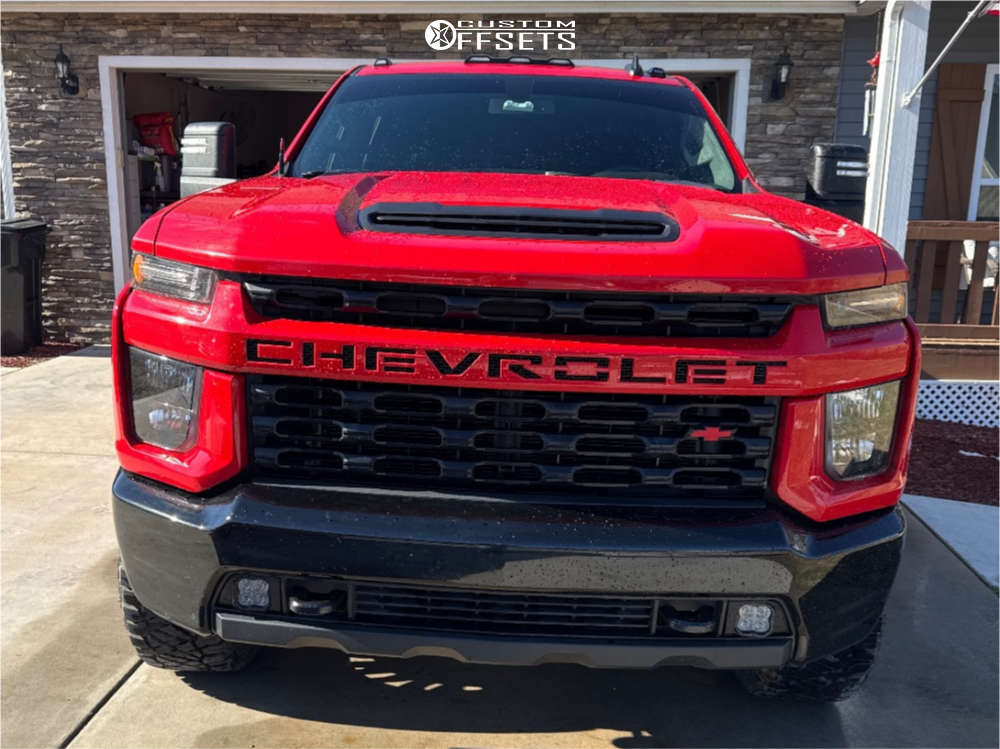 2023 Chevrolet Silverado 2500 HD with 20x10 -18 Fuel Typhoon and 35/12 ...