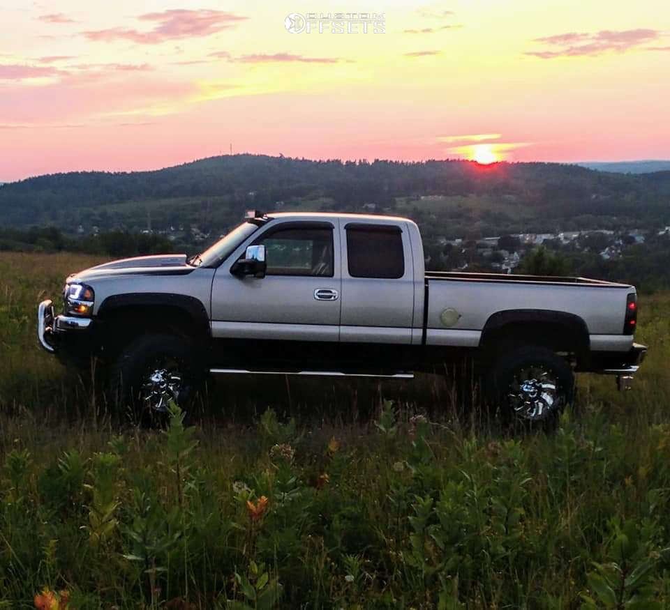 2005 GMC Sierra 1500 with 20x12 -44 Fuel Cleaver and 35/12.5R20 Mickey ...