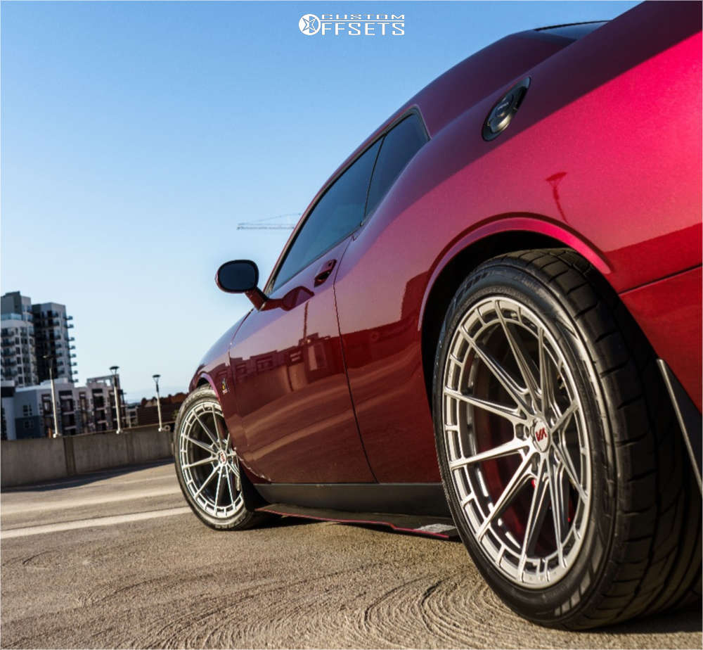 2016 Dodge Challenger with 20x10 15 Variant Aure and 275/40R20 Nitto ...