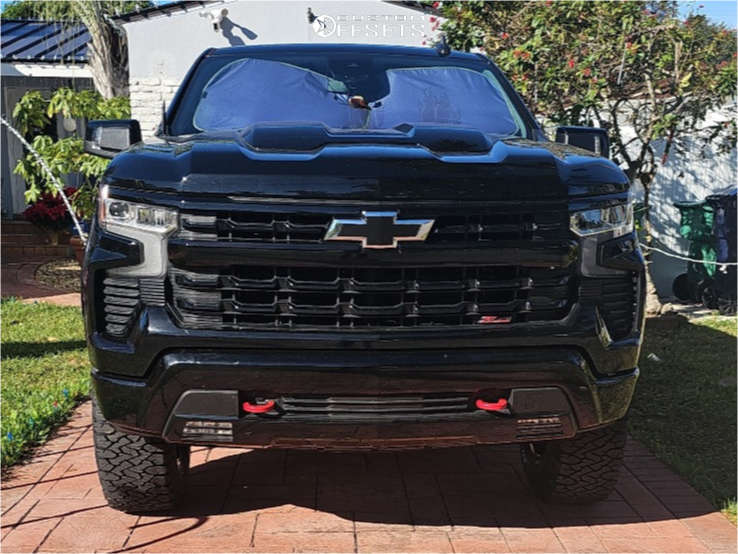 2024 Chevrolet Silverado 1500 with 18x9 12 G-FX Tr-24 and 35/12.5R18 ...