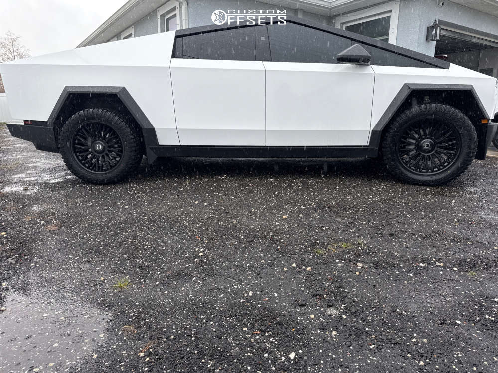 2024 Tesla Cybertruck with 24x10 35 Dolce Luxury Lusso and 35/13.5R24 ...