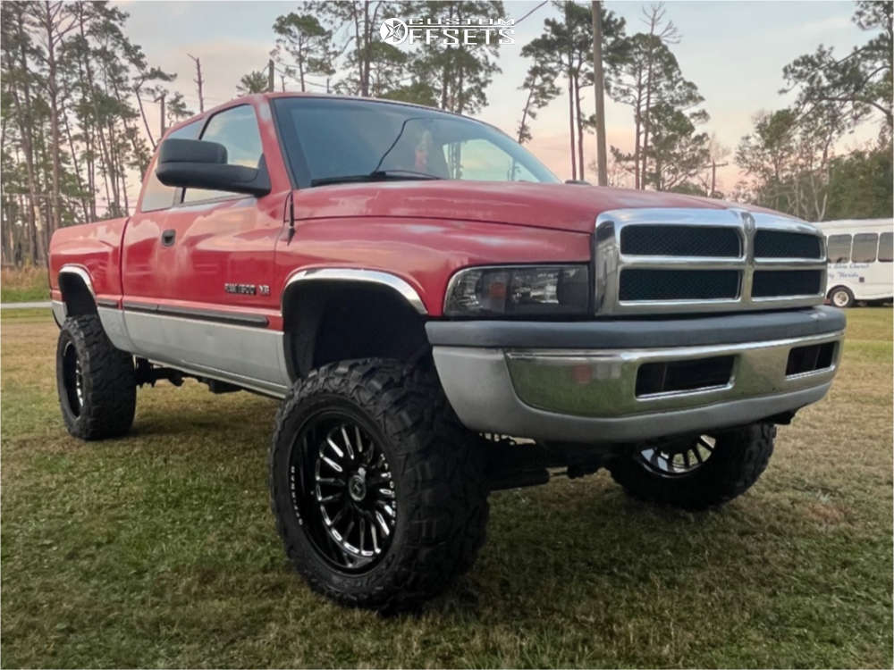 1999 Dodge Ram 1500 with 20x10 -19 Hardcore Offroad Hc24 and 35/12.5R20 ...