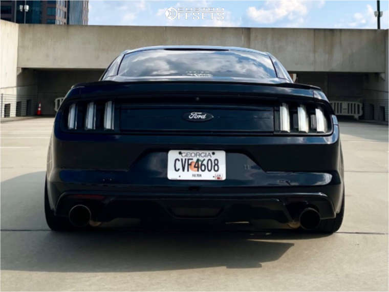 2016 Ford Mustang with 19x10 35 SVE R350 and 285/35R19 Nitto Nt555 G2 ...