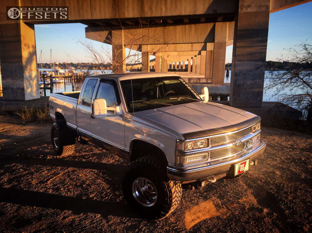 1998 Chevrolet K1500 with 15x12 -73 Weld Racing T53 and 35/13.5R15 Toyo ...