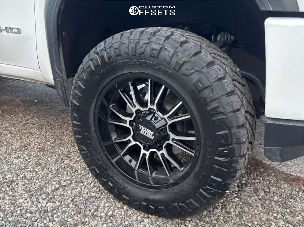 2022 GMC Sierra 2500 HD with 20x9 1 Moto Metal Mo810 and 35/12.5R20 ...