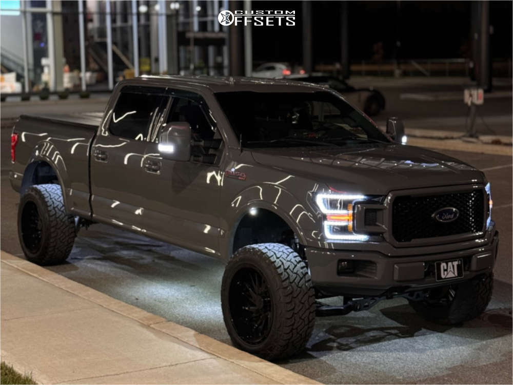 2018 Ford F-150 with 22x12 -44 GT Offroad Tomahawk and 35/12.5R22 ...