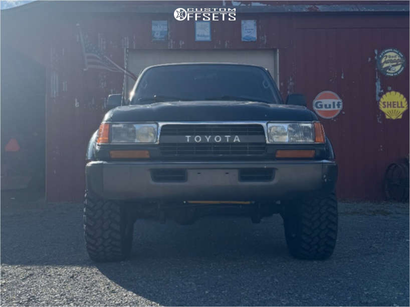 1994 Toyota Land Cruiser with 17x9 -12 KMC Km445 and 33/12.5R17 Nitto ...