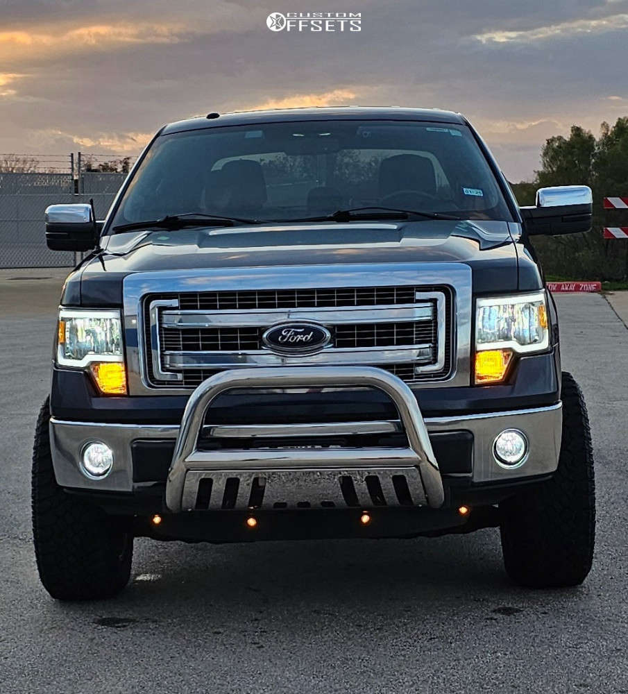 2013 Ford F-150 with 20x10 -19 Hardcore Offroad Hc103 and 295/60R20 ...