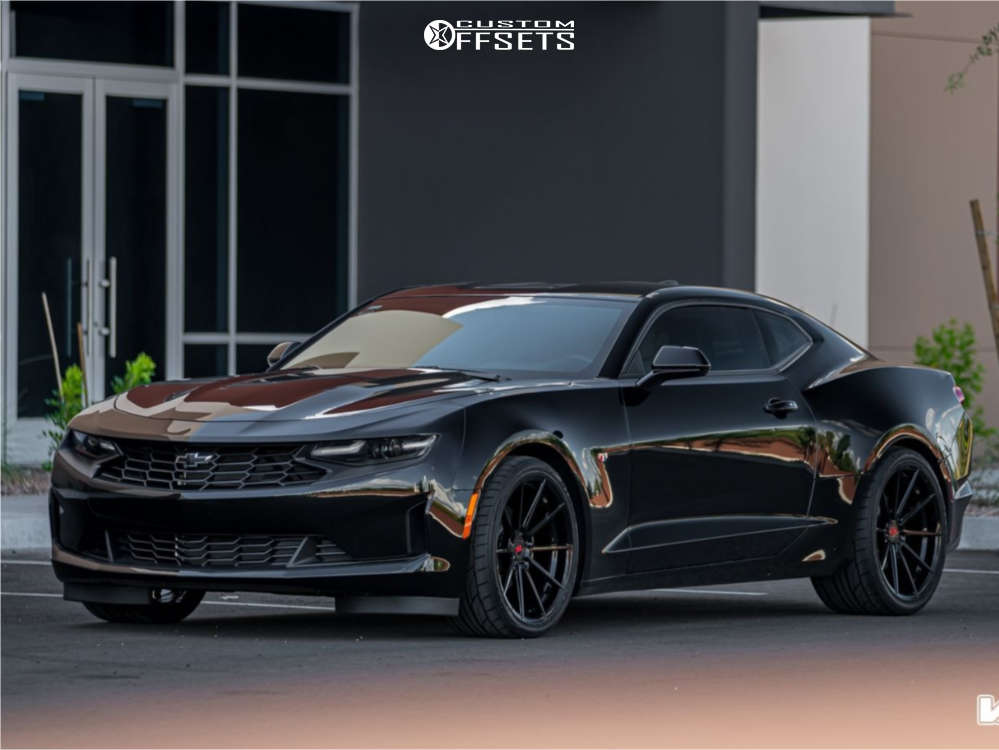 2021 Chevrolet Camaro with 20x10 25 Variant Argon and 285/30R20 Nitto ...