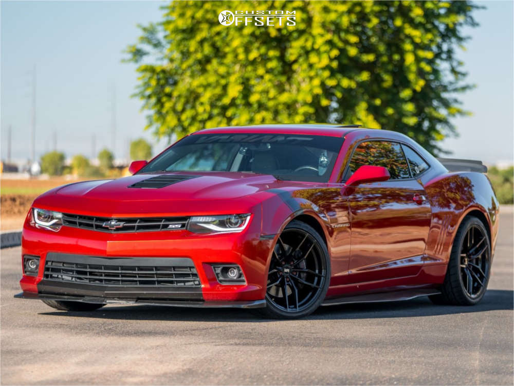 2014 Chevrolet Camaro with 20x10 25 Variant Krypton and 275/30R20 Nitto ...