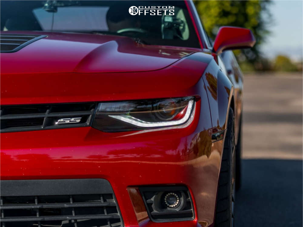 2014 Chevrolet Camaro with 20x10 25 Variant Krypton and 275/30R20 Nitto ...