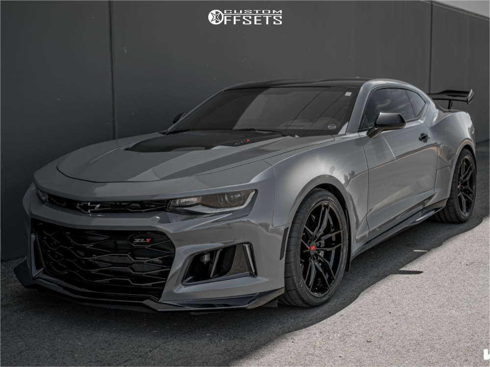 2020 Chevrolet Camaro with 20x10 18 Variant Krypton and 285/30R20 ...