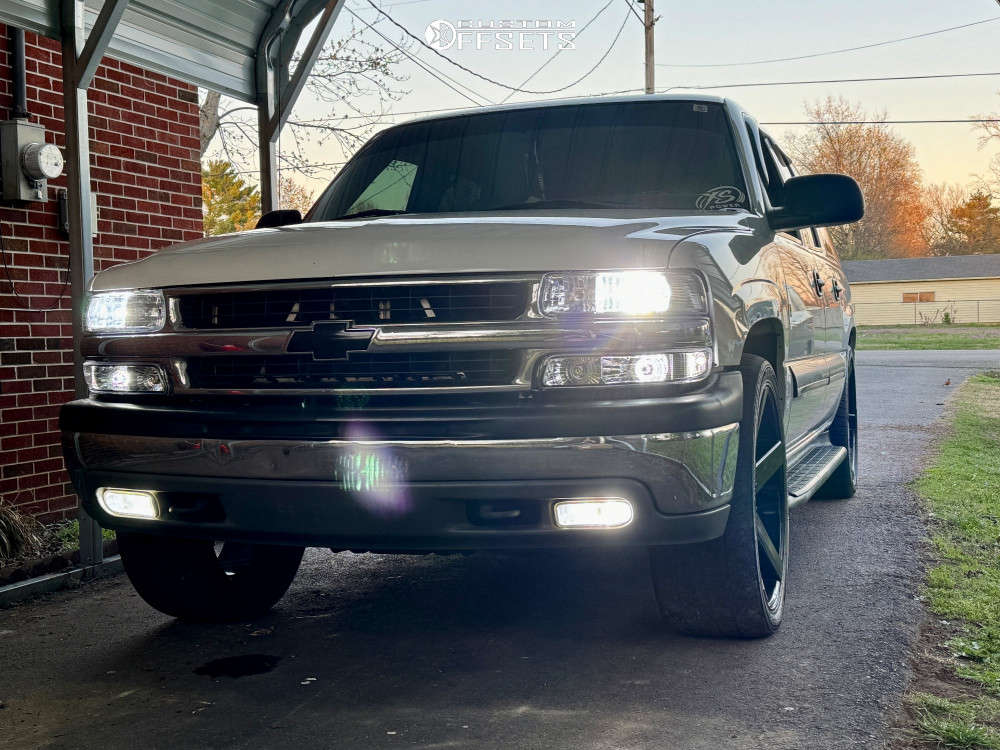 2000 Chevrolet Suburban 1500 with 24x10 19 DUB Baller and 305/35R24 ...
