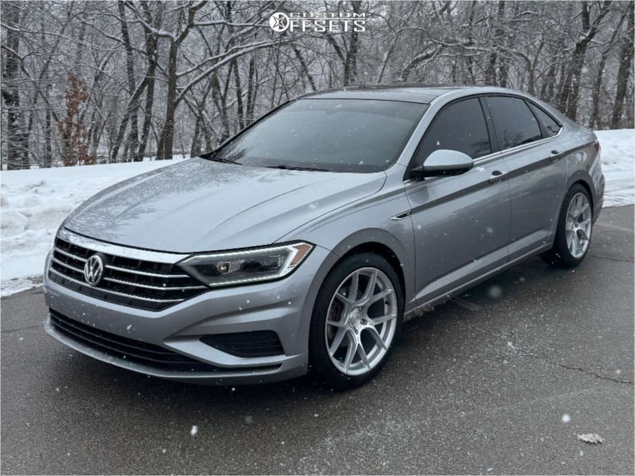 2020 Volkswagen Jetta with 18x9.5 35 Aodhan Ah11 and 225/45R18 ...