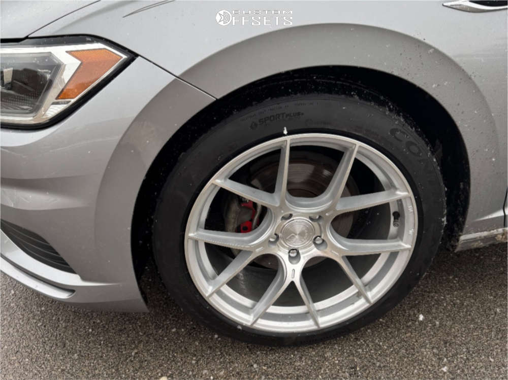 2020 Volkswagen Jetta with 18x9.5 35 Aodhan Ah11 and 225/45R18 ...