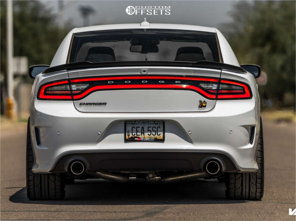 2015 Dodge Charger with 20x10 15 Variant Argon and 275/40R20 Nitto ...