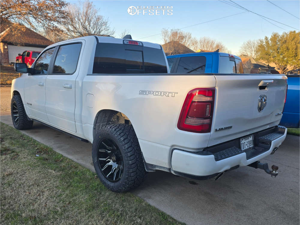 2023 Ram 1500 with 20x10 -25 ARKON OFF-ROAD Roosevelt and 33/12.5R20 Sailun Terramax Rt and ...