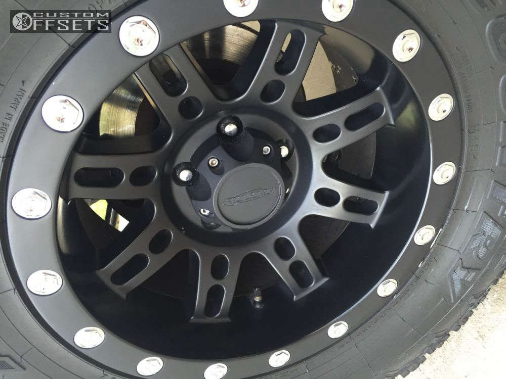 2001 Ford Ranger with 15x8 -19 Pro Comp Series 31 and 31/10.5R15 Toyo ...