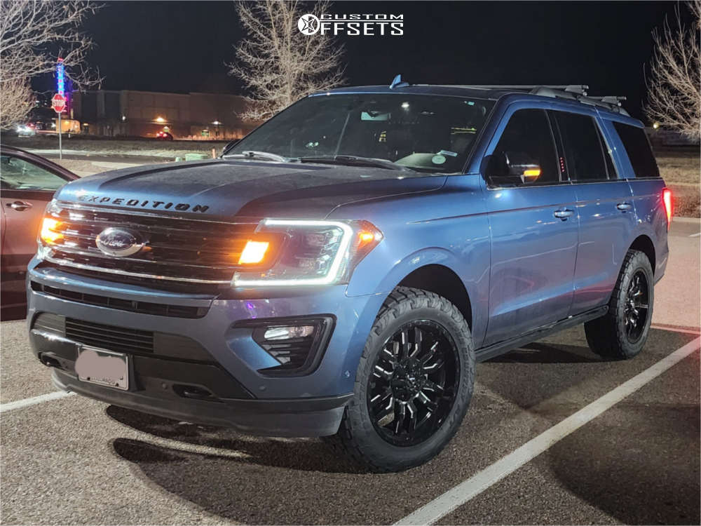 2020 Ford Expedition with 22x9.5 19 Fuel Sledge and 285/55R22 Toyo ...