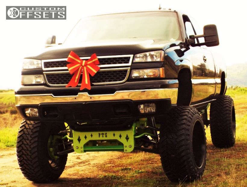 2006 Chevrolet Silverado 1500 with 22x14 -76 Fuel Octane and 37/13.5R22 ...