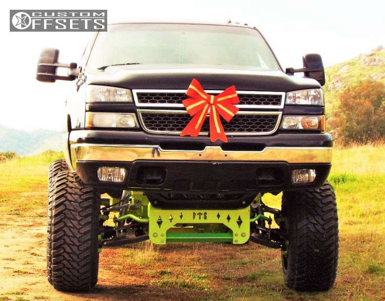 2006 Chevrolet Silverado 1500 with 22x14 -76 Fuel Octane and 37/13.5R22 ...